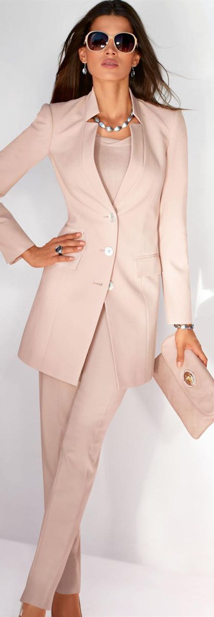 Leuke pakken voor vrouwen - Mode wereld